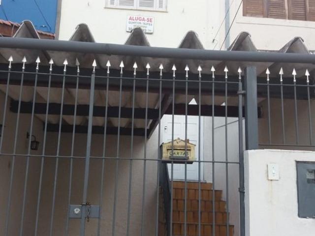 Casa para Venda/Aluguel com 3 quartos, 85 m² por R$ 450.000
