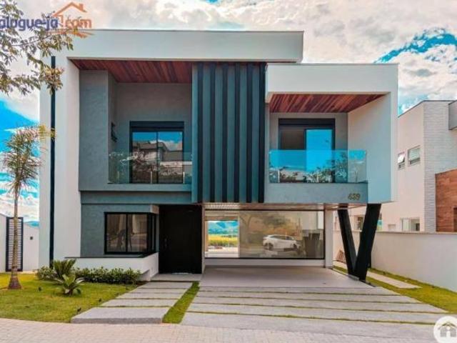 Casa para vender no condomínio Alphaville II com 540m²