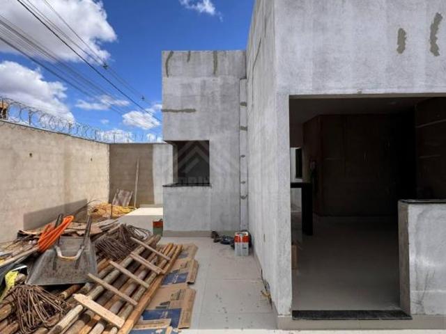 Casa Para Vender com 3 quartos no bairro Jardim Olímpico