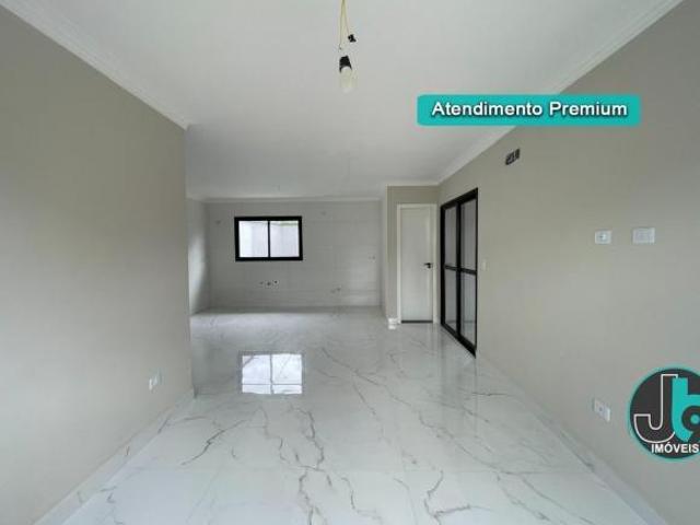 Casa para vender em Pinhais PR no bairro Maria Antonieta 128,00m² com 3 quartos, 1 suíte, 3 salas, 2