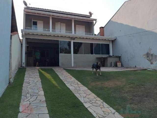 Casa para vender em Valinhos no Condomínio Tabatinga,com 03 quartos,boa localização