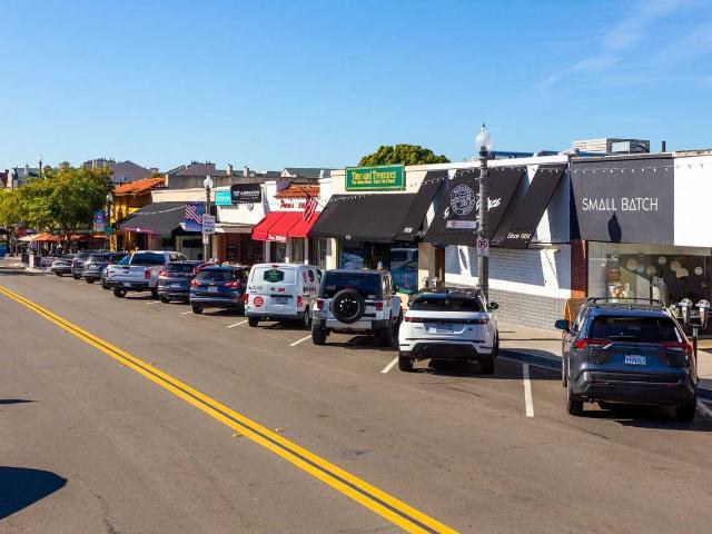Casa Parks Apartments Studio Apartment for Rent at 4841 Parks Ave, La Mesa, CA 91942 La Mesa