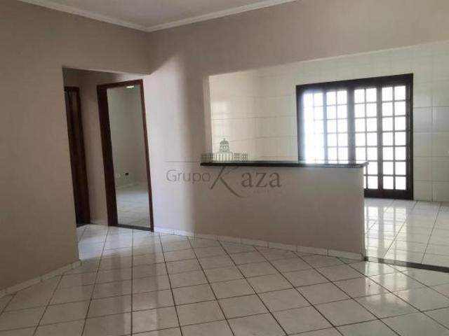 Casa Parque dos Príncipes 2 Dormitórios 80m²