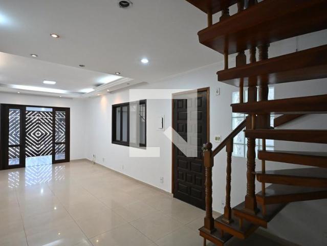 Casa, Parque Industrial das Oliveiras, 5 Quartos, 242 m2 Taboão da Serra