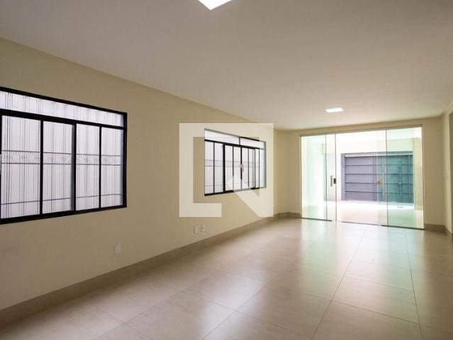 Casa, Parque Industrial Paulista, 4 Quartos, 280 m2 Goiânia