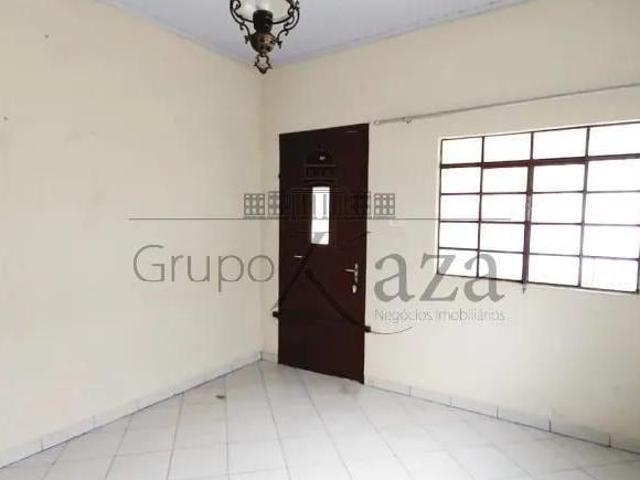 Casa Parque Industrial 3 Dormitórios 76m²