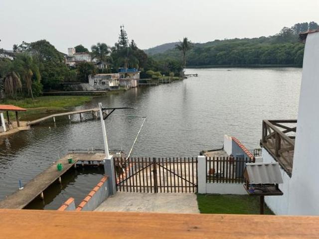 Casa pé na agua