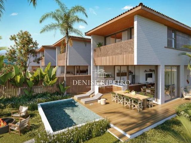 Casa Pé na Areia à venda em Ilhabela