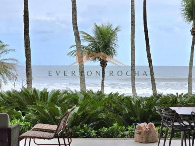 Casa pé na areia com 5 suítes à venda em Juquehy
