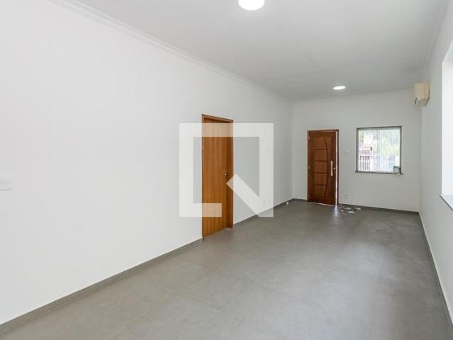 Casa, Penha, 2 Quartos, 160 m2 Rio de Janeiro