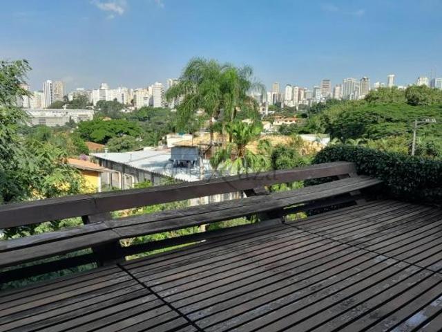 Casa Perdizes 3 Dormitórios 333m²