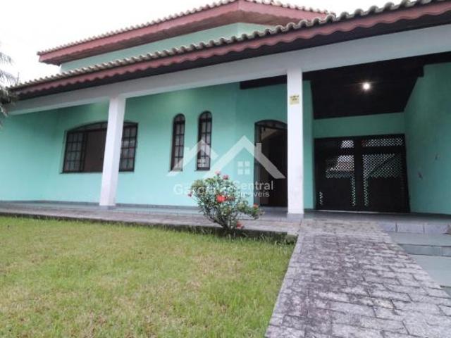 Casa perto da praia em Peruíbe
