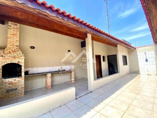 Casa perto da praia em Peruíbe