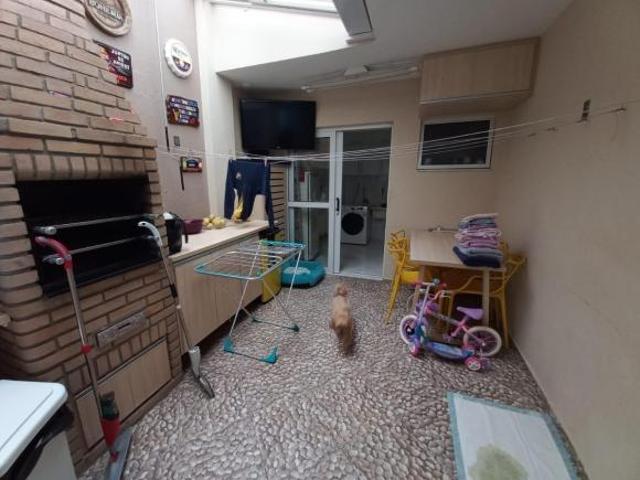 CASA PERTO DO METRÔ / 850MIL