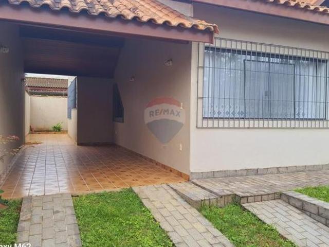 Casa Peruíbe: Conforto e Praticidade no Centro!