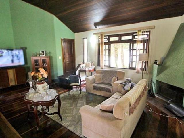 Casa Pilarzinho 2 Dormitórios 1 Suíte 2 Vagas ZR2