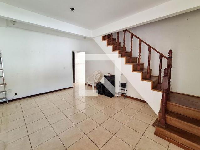 Casa, Piratininga, 3 Quartos, 360 m2 Niterói