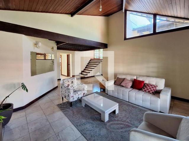 Casa, Piratininga, 3 Quartos, 450 m2 Niterói