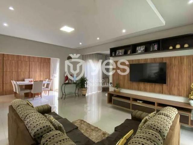 Casa plana à Venda, Jardim das Primaveras, Araxá, MG
