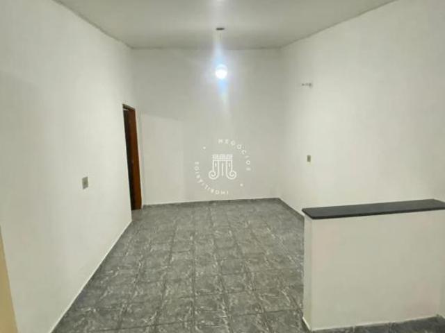 CASA PLANA A VENDA NO JD RIO BRANCO A 300 METROS MAX SHOPPING JUNDIAI / SP