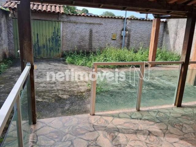 Casa Plana com 3 Quartos, Suíte, 3 Vagas e Habite se !