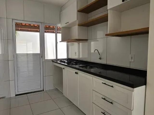 Casa Plana com amplo terreno no Eusébio!