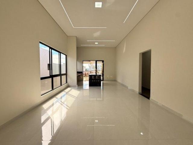 Casa plana em condomínio à venda 4 quartos suíte 4 vagas no Villas Park 1 em Vespasiano MG