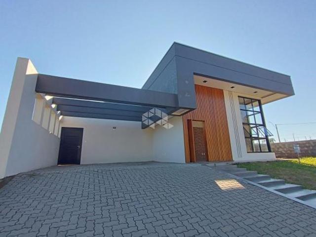 CASA PLANA imóvel ideal para quem valoriza qualidade de vida, conforto e praticidade