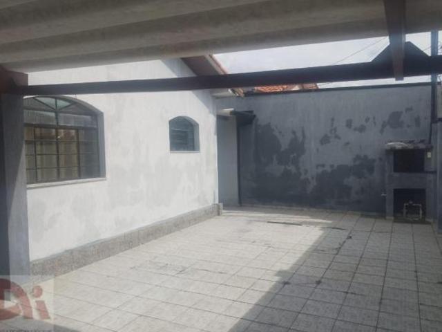 Casa Plana para Venda, Vila São Geraldo, 3 dormitórios, 2 banheiros, 3 vagas