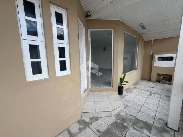 Casa plana 03 dormitórios no Schulz