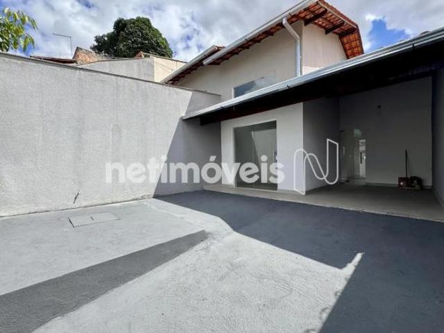 Casa plana 3 quartos com suítes e quintal 180m²  à venda Jardim Leblon
