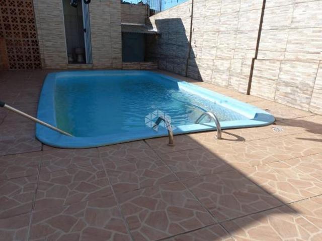 Casa plana 3d pátio com piscina Jardim Itu em Porto Alegre/RS