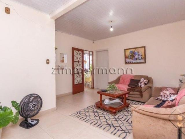 CASA POMPÉIA 4 DORMITÓRIOS 2 VAGAS
