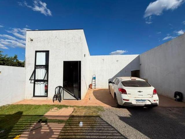 Casa ponte alta norte, 3 quartos com suíte, sala pé direito duplo, lote 400m², armários planejados