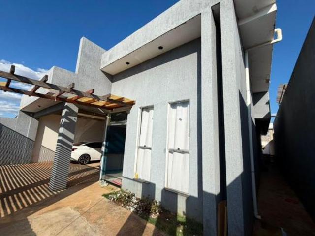 Casa ponte alta norte, 3 quartos 1 suíte, lote 400m², ótimo condomínio, rua JK