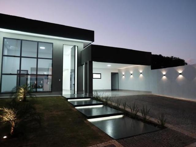 Casa ponte alta norte, 3 suítes, hidromassagem, piscina, churrasqueira, 400m²