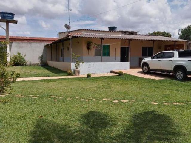 Casa ponte alta norte, 2 quartos, piscina, churrasqueira, ltoe 800m²