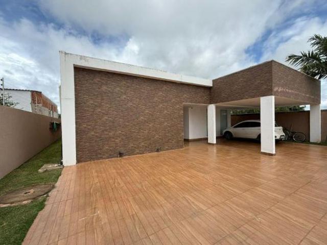 Casa ponte alta norte, 4 suítes, piscina, churrasqueira, rica em armários, lote 600m²