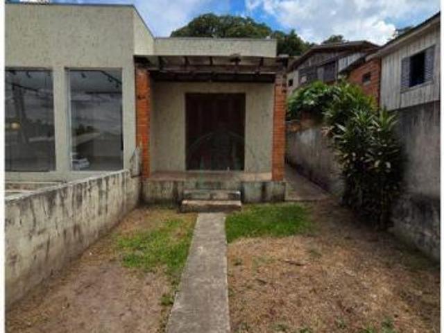 Casa + Ponto Comercial à VENDA em Canela