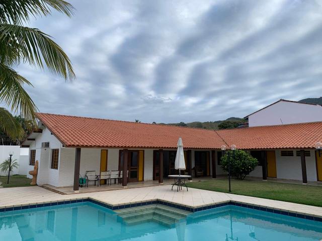 Casa Portal da Olaria espaço e piscina