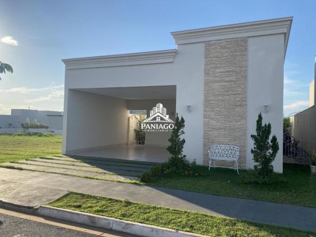 Casa porteira fechada, 3 quartos e energia solar Primor das Torres Cuiabá MT