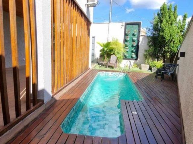 Casa Porteira Fechada com Lazer Completo no Jardim Imperial