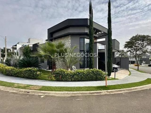 Casa Porteira Fechada no Reserva Ipanema 4 Suítes 450m² Terreno Piscina Aquecida Energia Solar