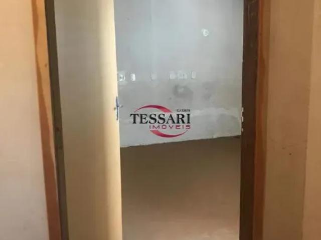 Casa / Prédio Comercial com 24 salas na avenida JK