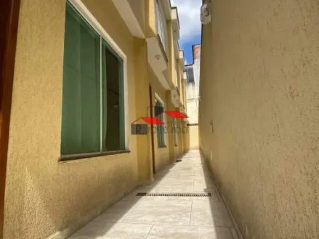 Casa Prática e Bem Localizada com Documentação Ok