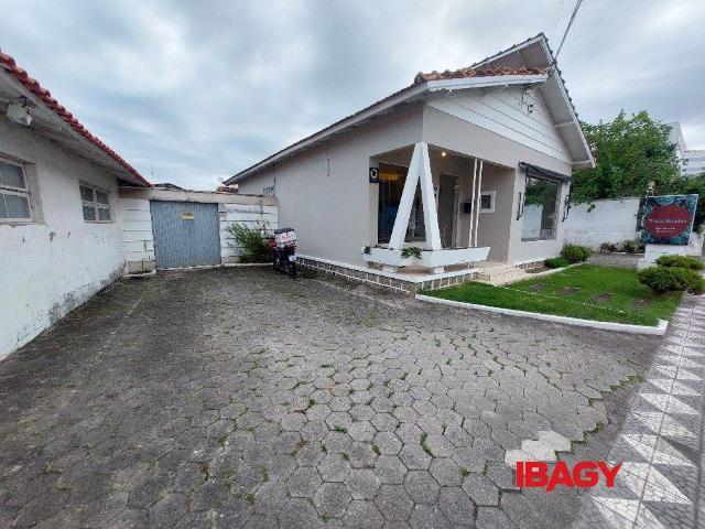 Casa Praia Comprida 120m²