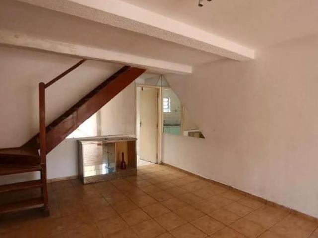 Casa prática em Vila Lageado, SP