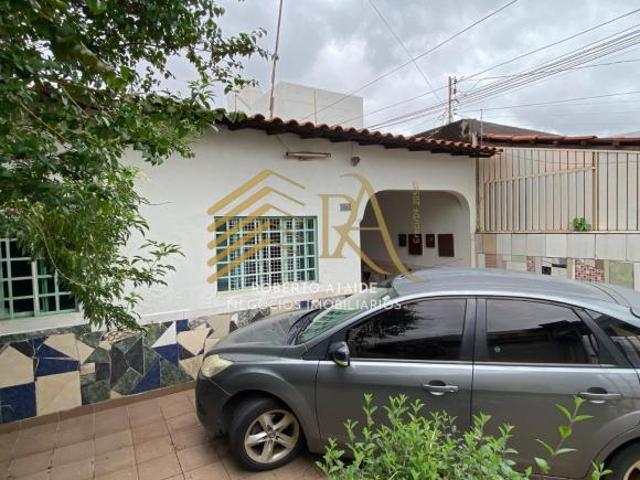 CASA PRINCIPAL C/ 3 QUARTOS + 2 CASAS NO FUNDO ENTRADAS INDEPENDENTES