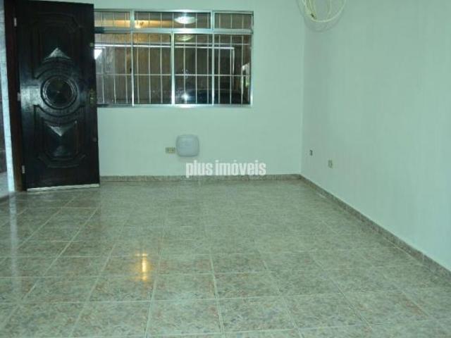 Casa principal sobrado: 3 quartos amplos 2 banheiros