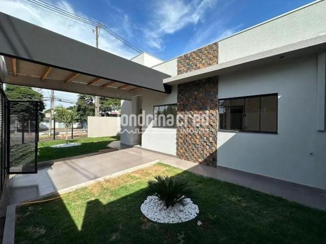 Casa prox. a Av. São João contendo 03 dormitorios amplos sendo 01 suite, conceito aberto entre Sala